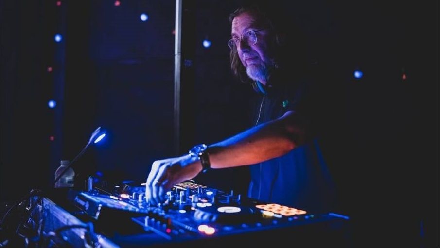 Le Club RVM : Zoom sur James, DJ emblématique de la région