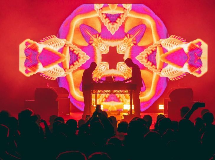 RADIO FG Nouveau titre et nouveau label pour Bicep