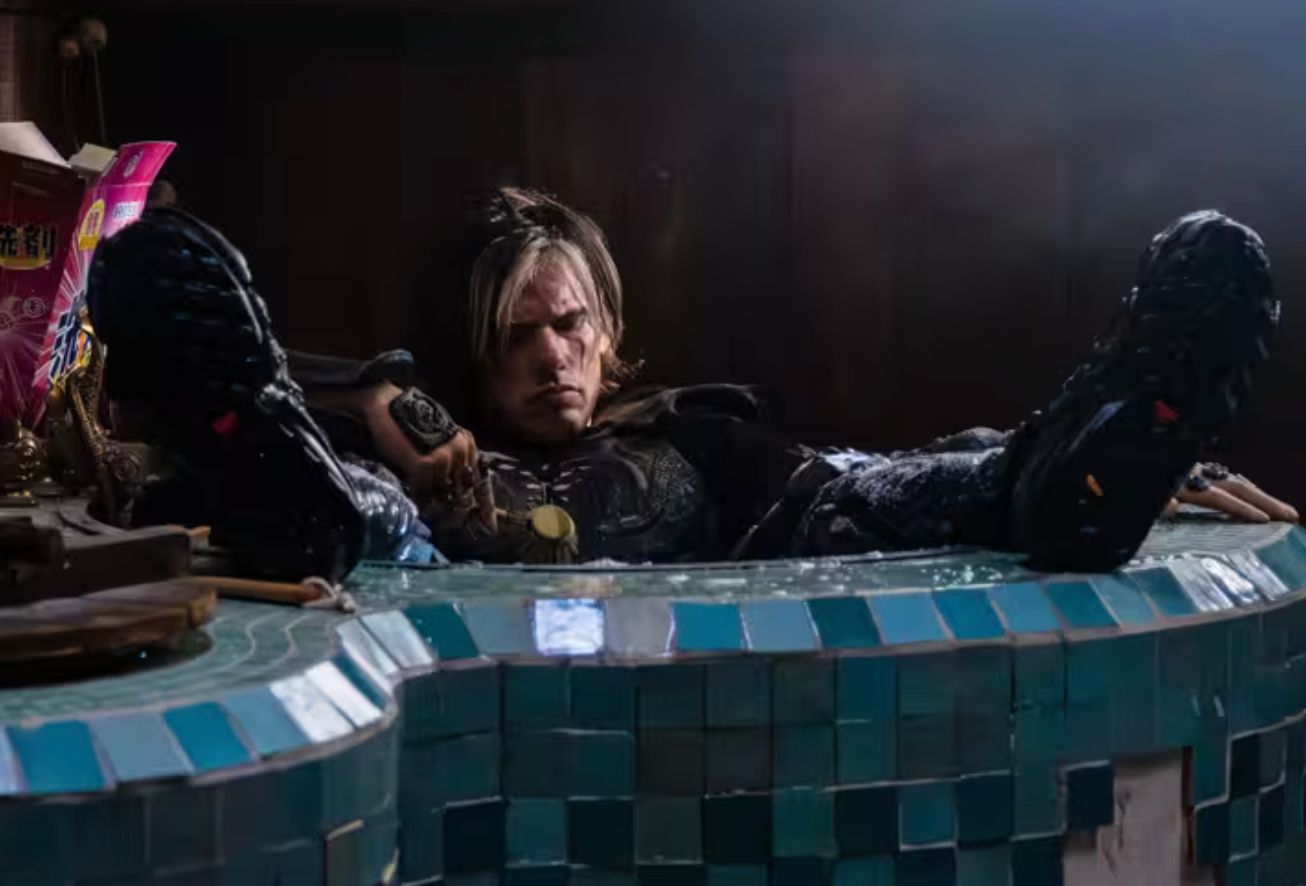 Orelsan dévoile le premier clip de son dernier album "La fuite en avant ...