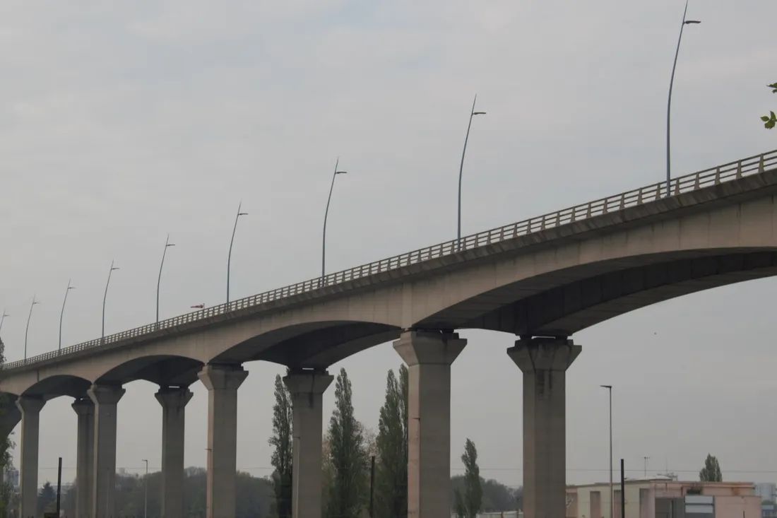 Caen : le viaduc de Calix momentanément fermé à la circulation dans un sens