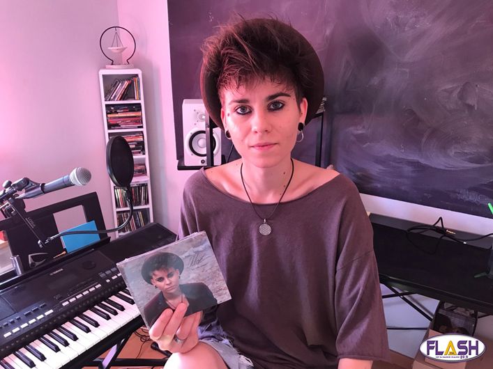 FLASH FM - "La note exacte" l'album de Chloé disponible le 8 aout 2018