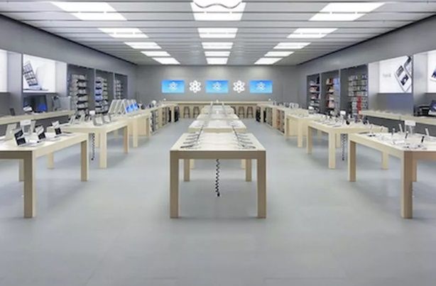 Protestations devant l'APPLE STORE de Dijon ce samedi.