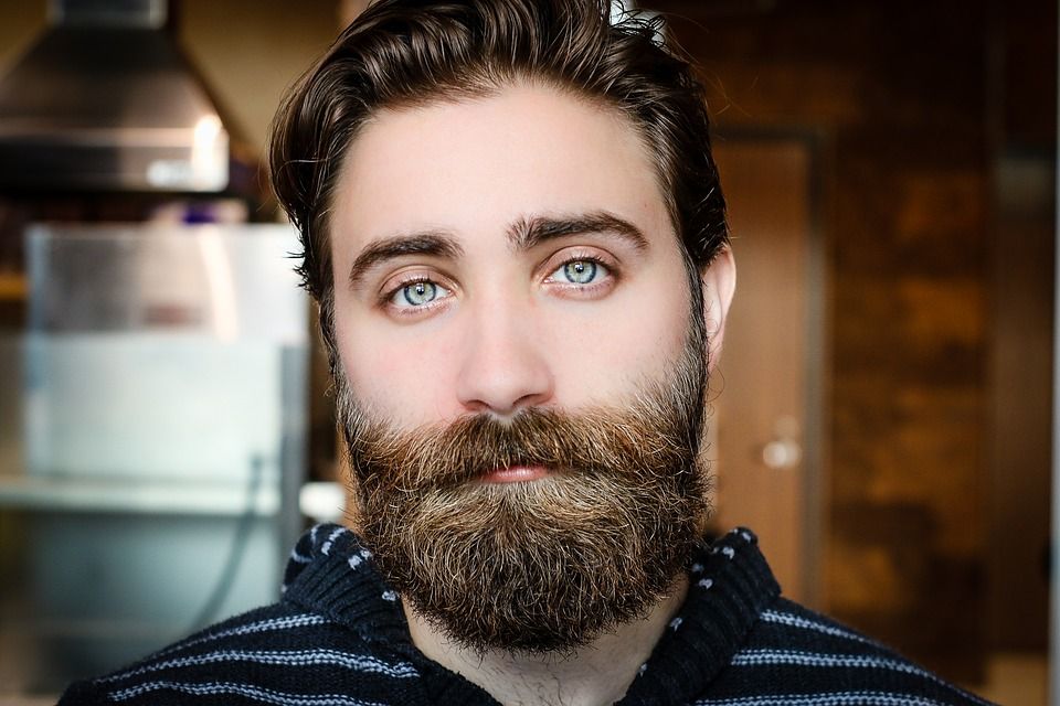 Pourquoi préférons-nous les barbus ? L'explication est scientifique ...